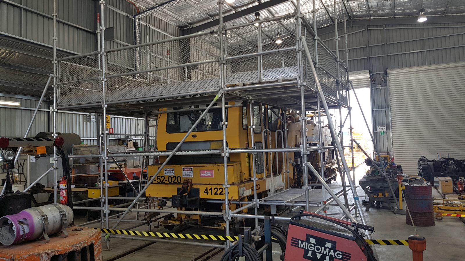 Providing access around rail maintenance car | Mr Scaffold 1300 677 223